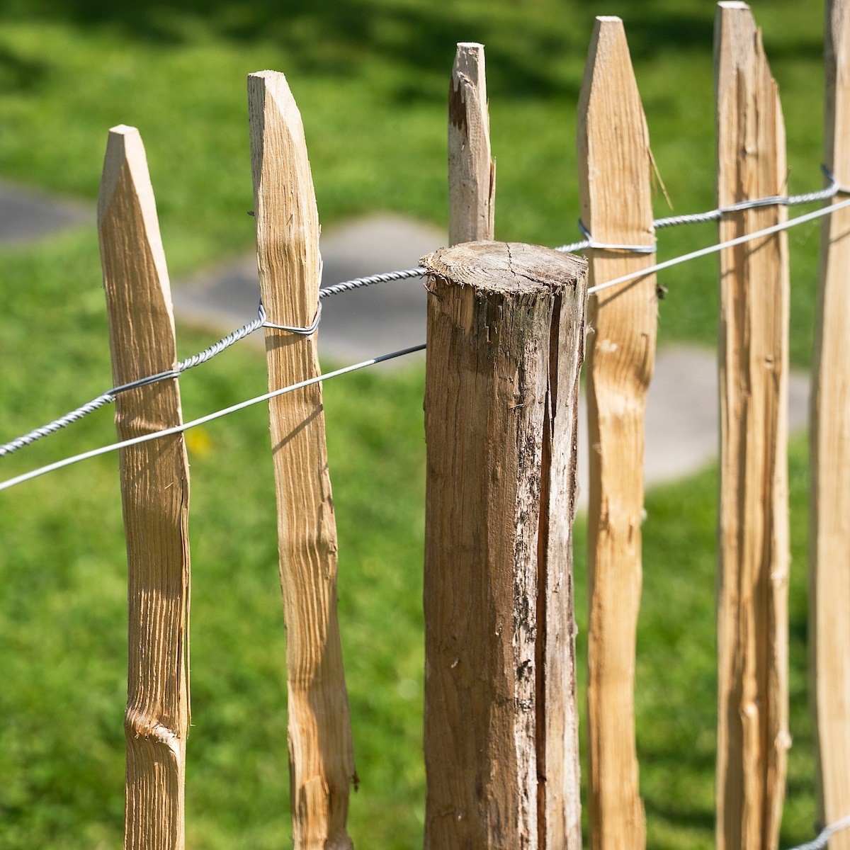 Lot de 4 poteaux pour ganivelle noisetier | Gardenode