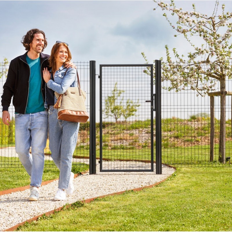 Wire mesh garden gate 50x50 mesh - Nice Gate | Gardenode